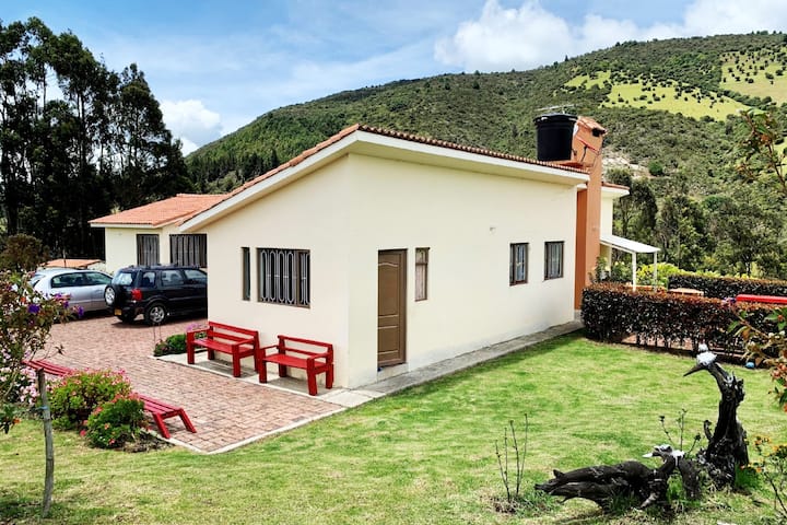 Casa El Poeta, Un Tranquilo Refugio En La Montaña! - Sesquilé
