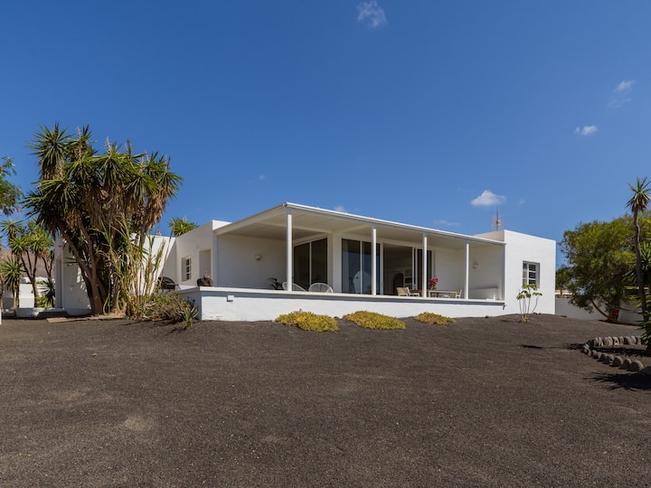 Acogedora Amplia Casa, Luminosa, Bonitas Vistas - Lanzarote
