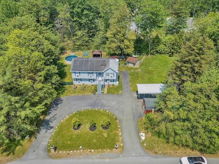 Backyard Oasis: Your Way To Relaxation! - Mount Pocono, PA