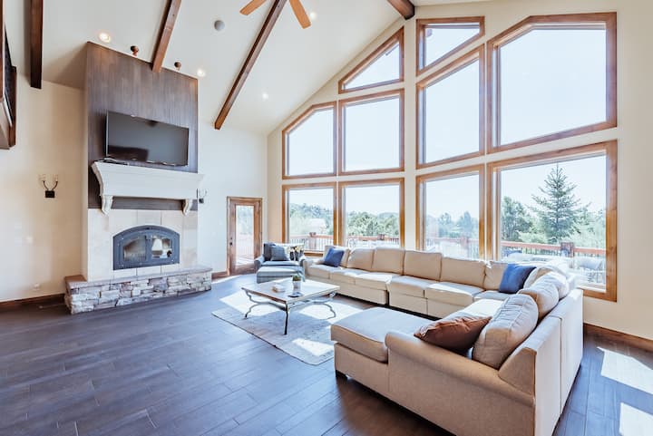 Angels Landing Zion Oasis+ Resort Access - Utah