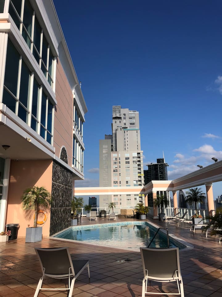 Apartamento Frente Al Mar. En El Area Mas Centrica - Ciudad de Panamá
