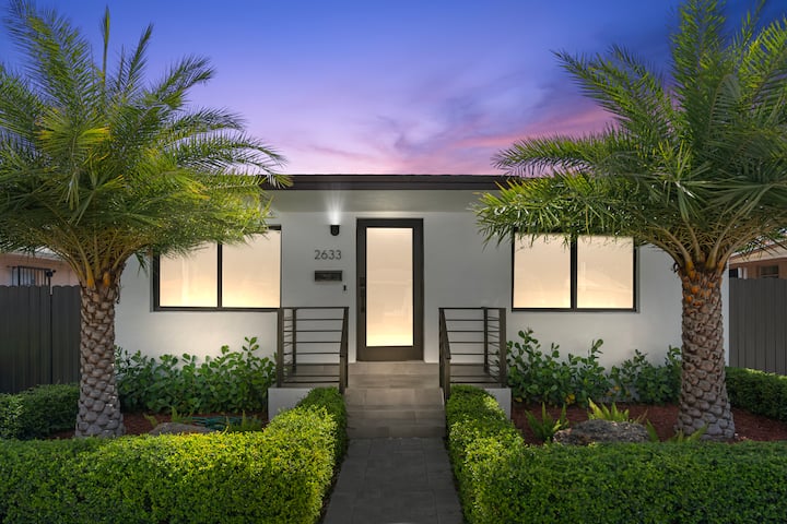 Modern Miami Home 2br 1ba Free Parking - Coral Gables, FL