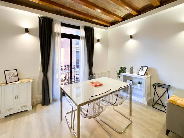 Cozy And Relaxing - City Center Ramblas - Barcelona