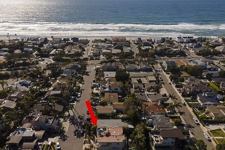 Steps To Sand & Track W/ Amazing Roof Deck Views - Del Mar, CA