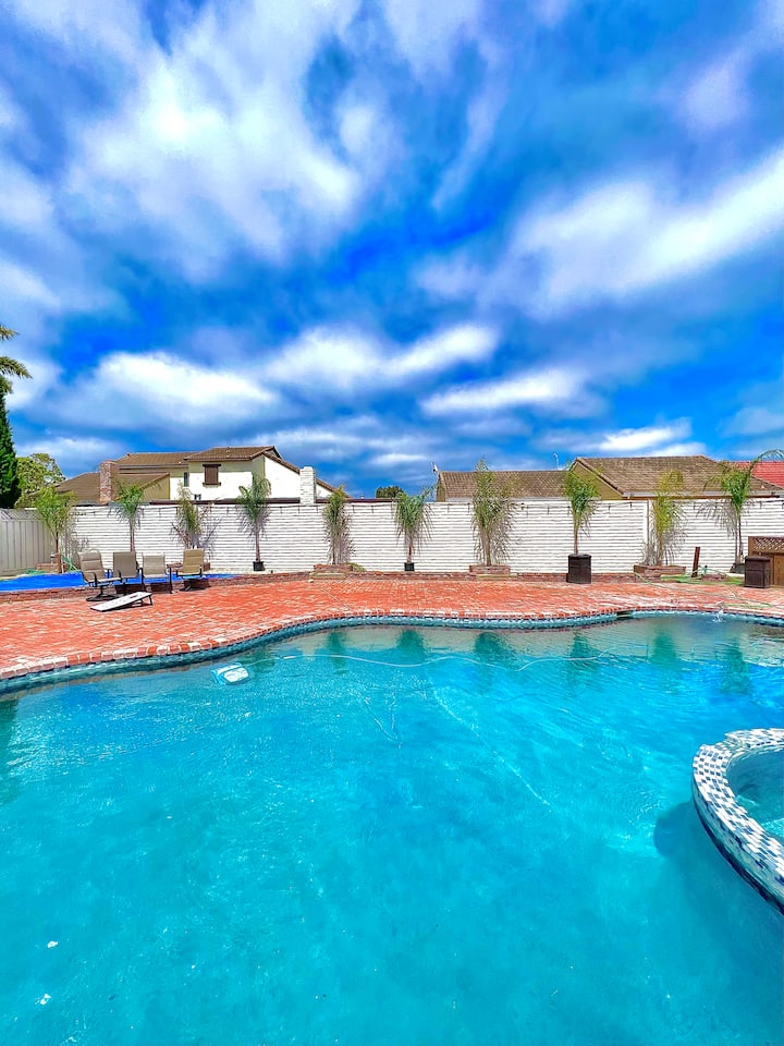 Pool & Jacuzzi, Short Drive To Carmel/ Monterey - Salinas, CA