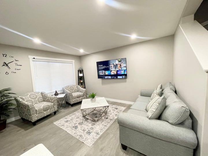 Cozy & Beautiful House In Regina - Regina