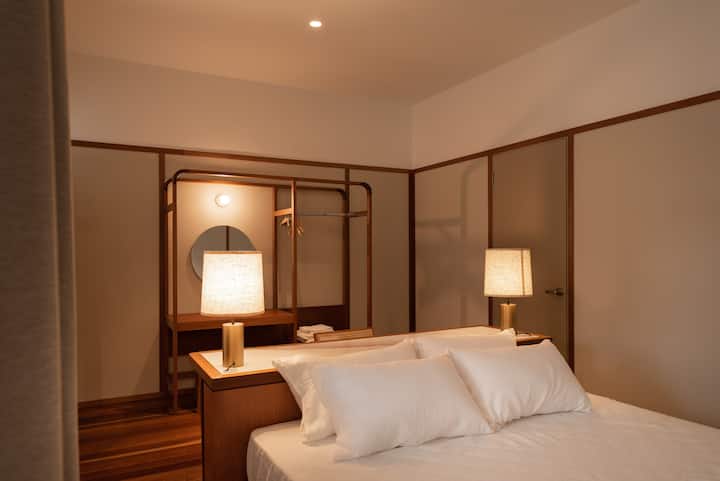 Steinbeck Room (With Balcony) - Penang