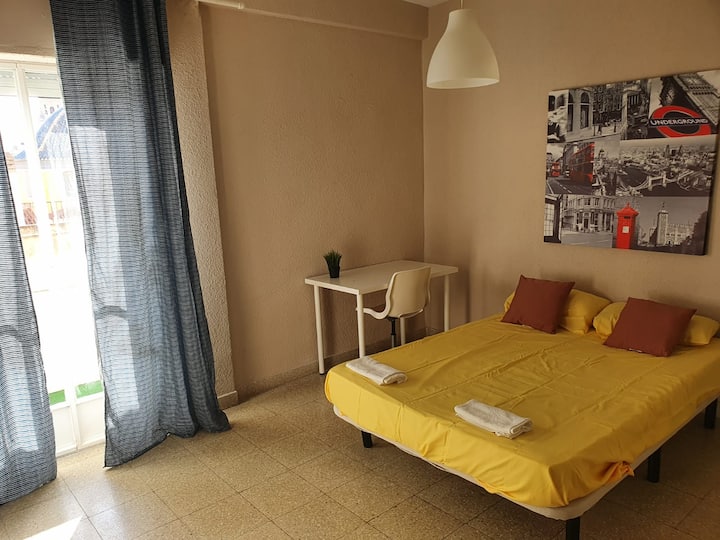 Apto Completo Murcia Barrio Santa Eulalia
Tres Hab - Murcia