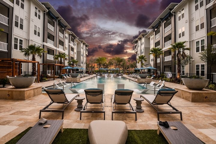 Surf And Stay 2.5 Miles From Beach/amp - St. Augustine, FL