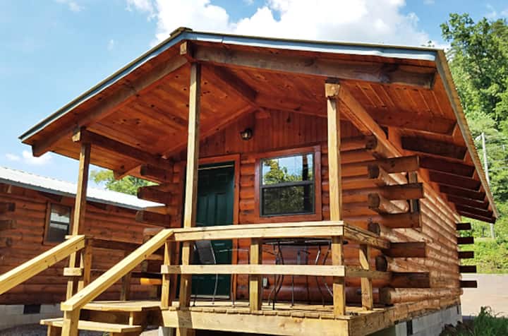 Bear Cub- Pet Friendly/on Tellico River! - Tellico Plains, TN