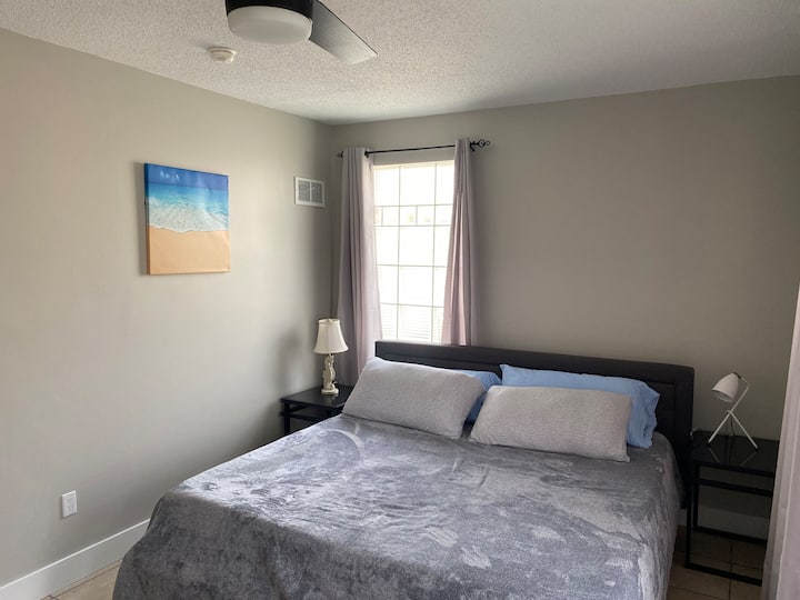 Newly Fresh Renovated Suite ! - Charleston, SC