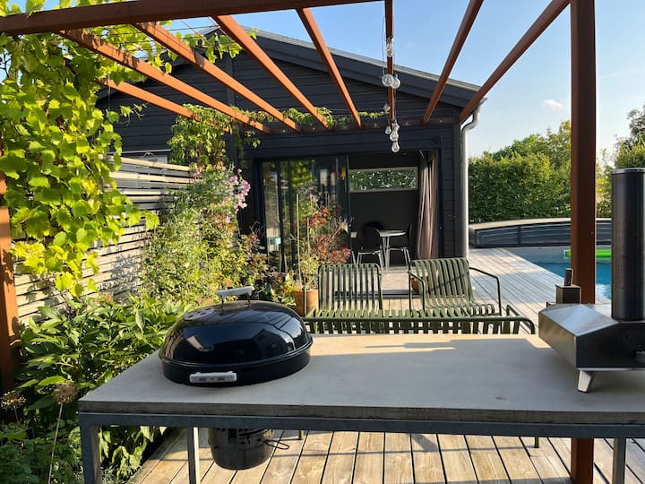 Pool Och Lantliv Nära Centrum - Lund