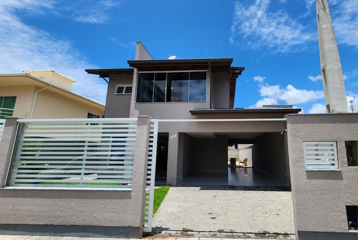 Conforto E Lazer Na Praia De Fora+piscina Aquecida - Palhoça