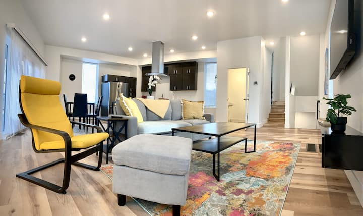 Onefrisco - Brand New Modern Downtown Condo - Columbia, MO