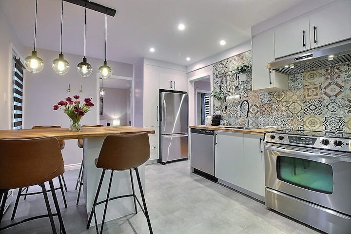 Bluenose * Parking Gratuit * - Quebec City