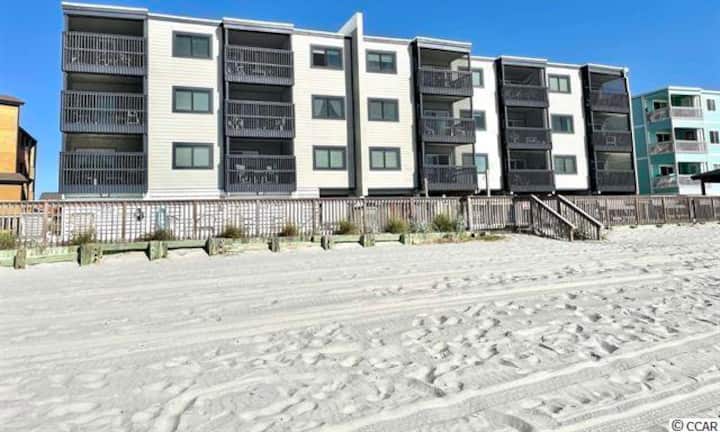 Ocean Breeze Beachfront Condo - Murrells Inlet, SC