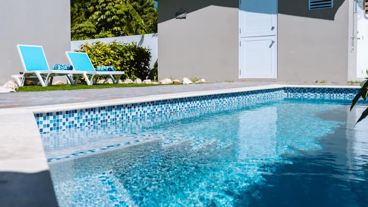 Modern Villa: Casa Senna Rose W/3br & Private Pool - Curaçao