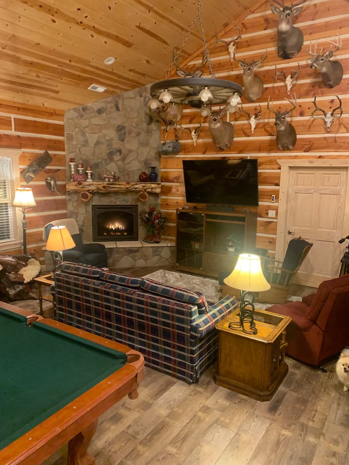 Cowboy Cabin - Stockton Lake, MO