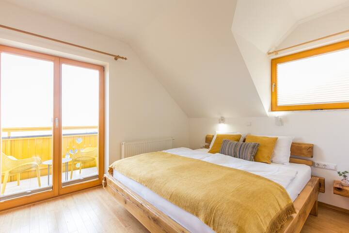 Vilaraj - Double Room With Balcony - Maribor