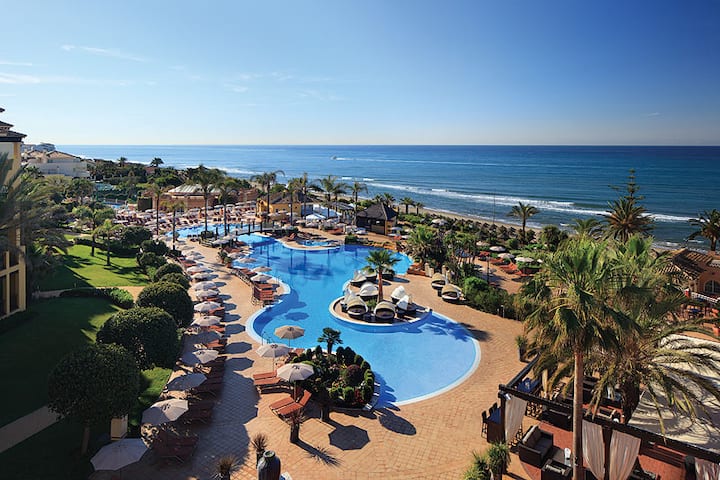Apartment In Marbella, Malaga, Spain - 3 Bedroom - Marbella