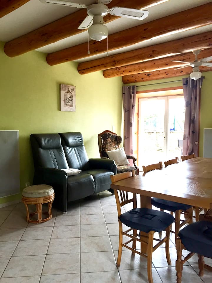 Maison De Campagne Pleine Nature - Auvergne
