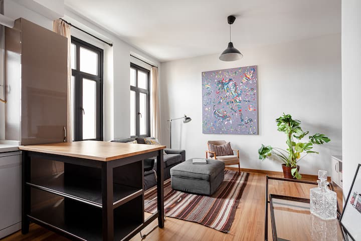 Quiet Pied-a-terre Newly Renovated In Galata - Istanbul