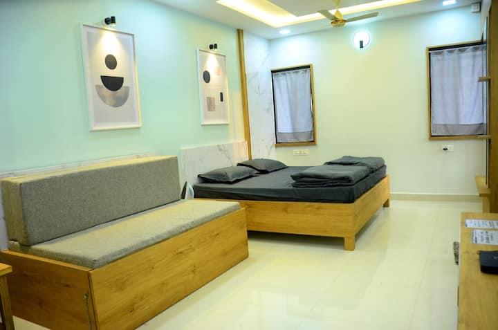 A Luxury Suite With Balcony. - Belagavi