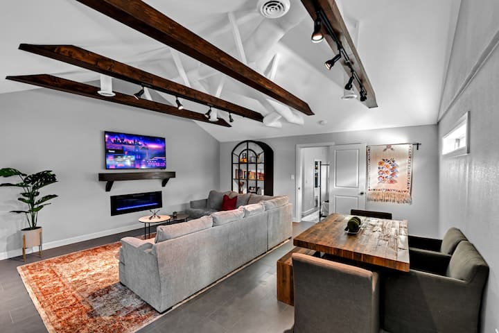 Carrollton Cottage - No Cleaning Fee - No Pet Fee - Carrollton, TX