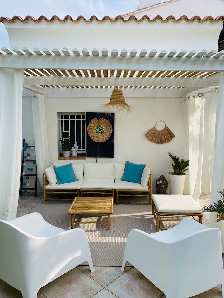 Charmante Maison 60 M2/cour 120 M2, 4-8 Personnes - Saintes-Maries-de-la-Mer