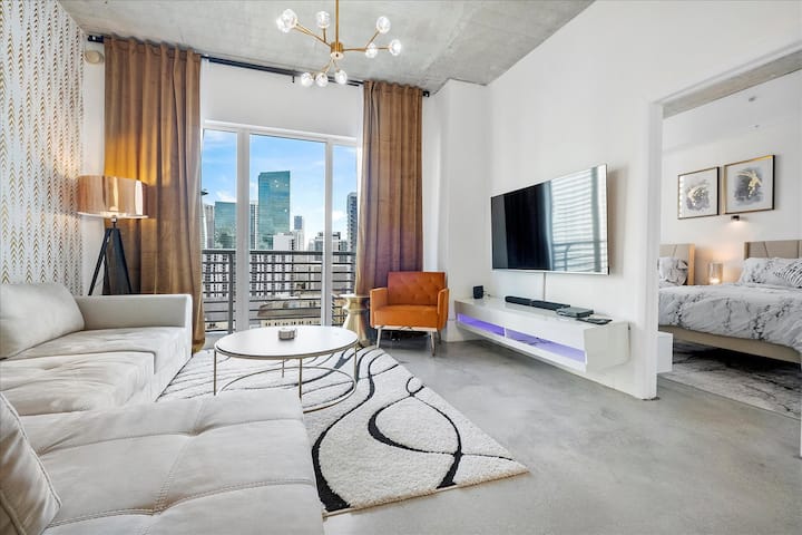Lux Penthouse Loft I Free Parking I Bay Views - Miami