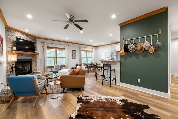 ~The Nelson~peaceful Woods! Pets~bikes~trails - Bella Vista, AR