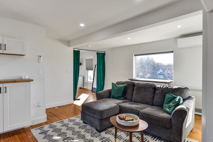 Beautiful Open Concept 1 Bedroom - Augusta, ME