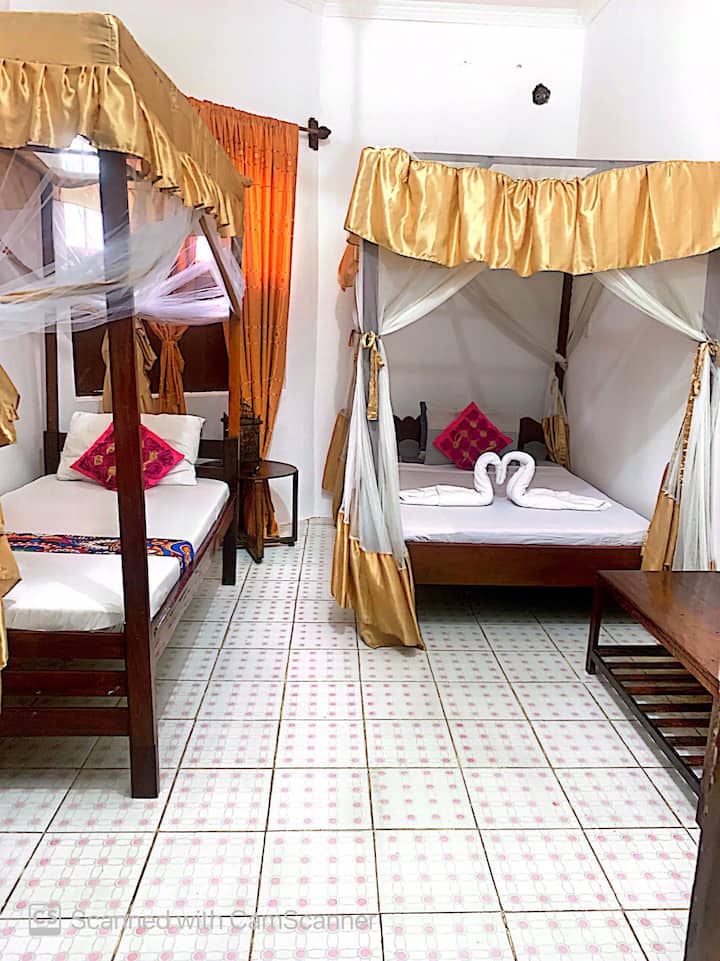 Decorated Triple Room - Sansibar