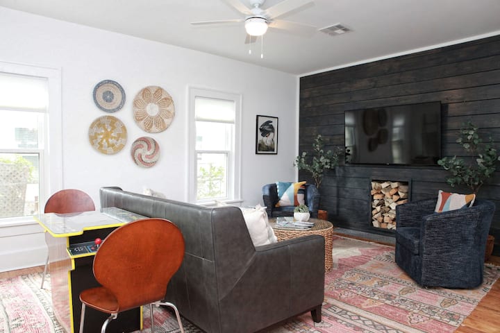 The Best Little Bungalow In Tulsa - Tulsa, OK