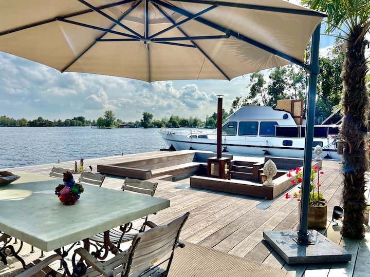 New - Little Ibiza - On A Lake Near Amsterdam - Weesp