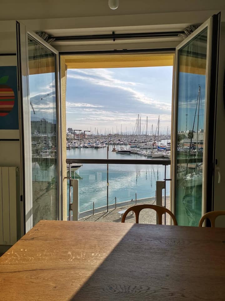 In The Mood Of Sea - Genoa