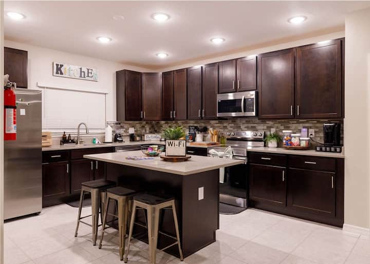 Paradise Dream Home Near All Attractions - Kissimmee, FL