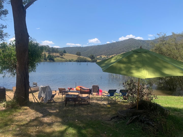 Tim’s Shack, On Lake Eildon - Jamieson