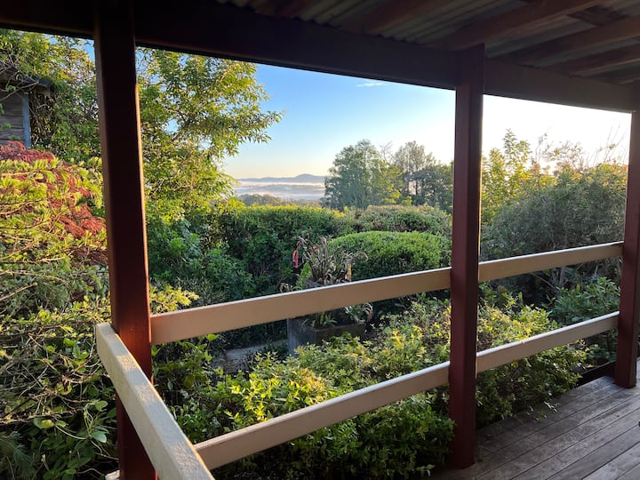 Whisky Creek Cottage - Dorrigo