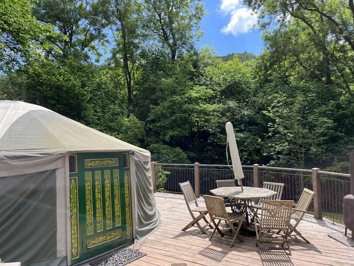Yurt 1 At Hidden Valley Yurts In The Wye Valley. - Usk
