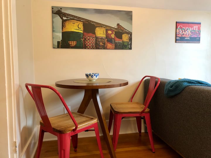 Fully Furnished Suite Near Vgh - Vancouver