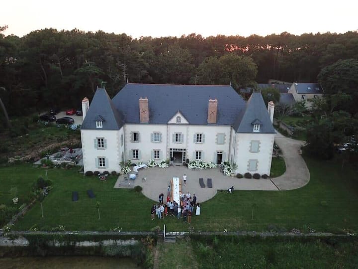 Manoir Avec éTang Privé En Bordure De Mer - Auray
