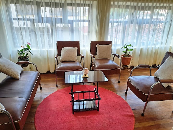 Departamento Céntrico 4 Dormitorios - Sucre