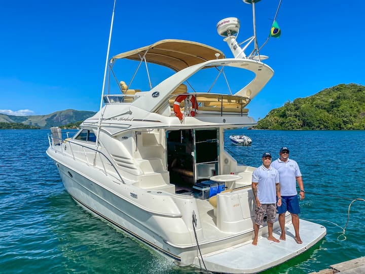 Iate Com Flybridge 44 Pés - Mangaratiba