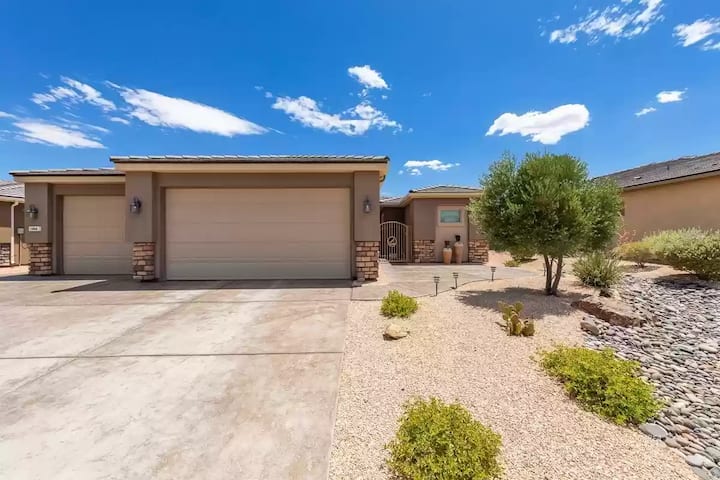 Stunning Home W/ Beautiful View! - Mesquite, NV