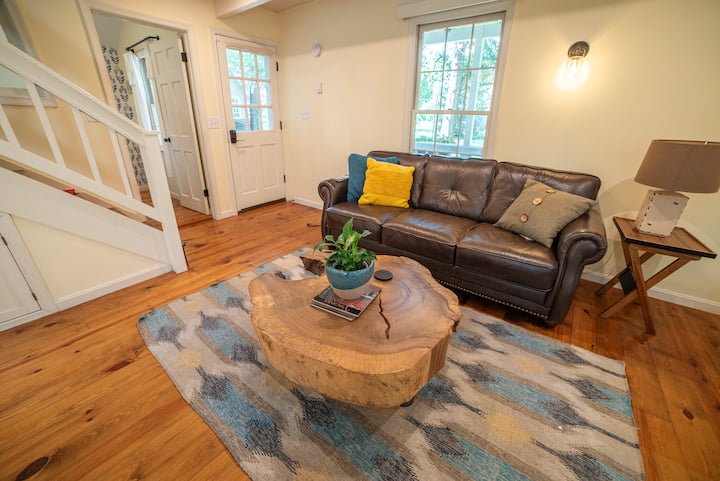Countryside Getaway 5 Min. From Old Rag Parking! - Shenandoah National Park