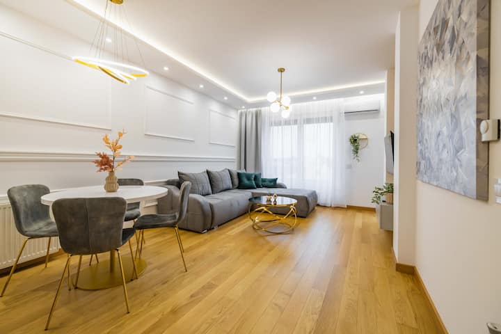 Bianca 2 Bedroom Apartment, Free Parking Spot - Novi Sad