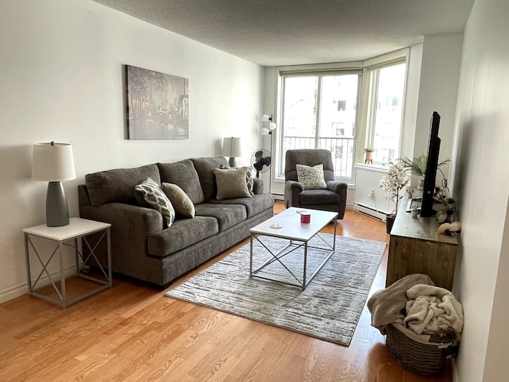 Prime Waterfront Condo - Halifax, NS, Canada