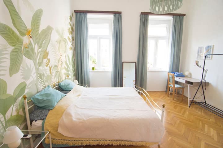 Cozy Room At Historic Markethall - Budapest