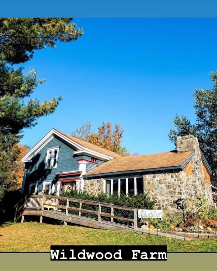 Rustic Stay On The Farm - Watkins Glen, NY